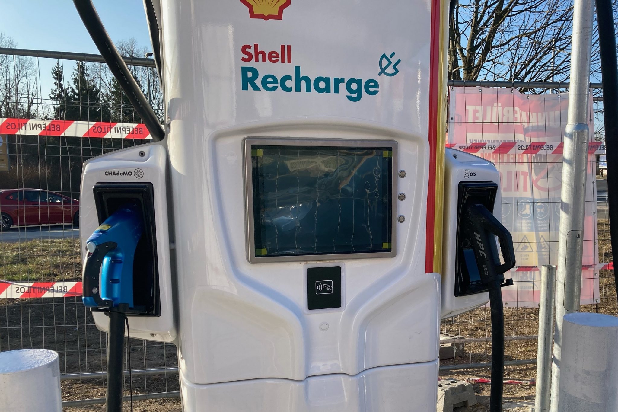 Bővül a Shell Recharge hazai hálózata - Villanyautósok
