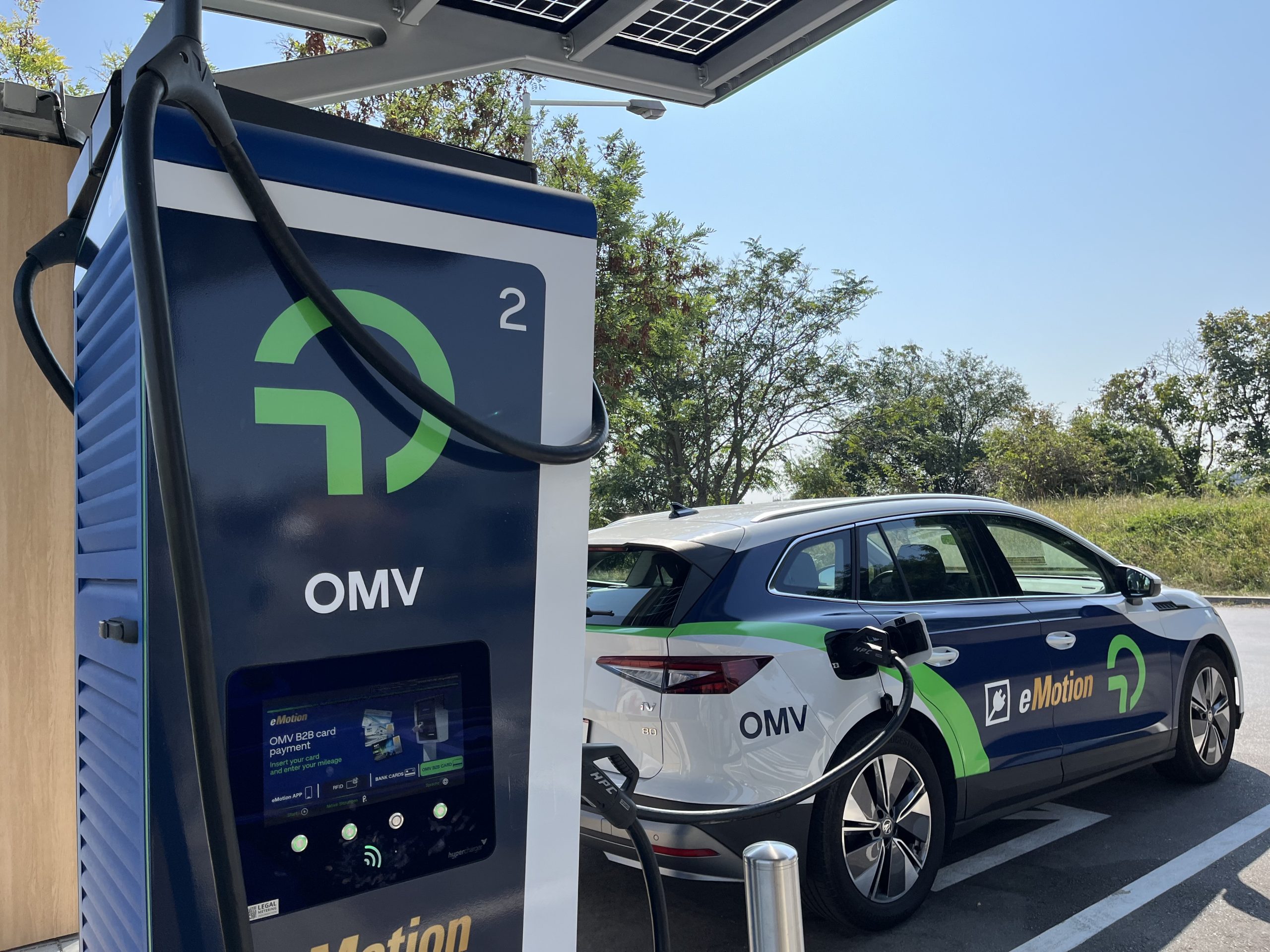 „Ultragyors töltés, szinte mintha tankolnánk” – interjú az OMV ...